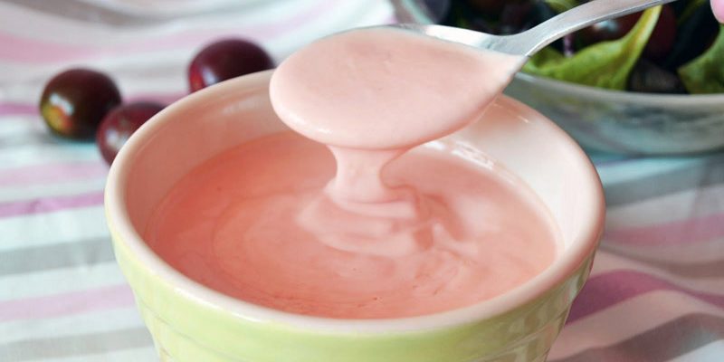 Receta muy sencilla de salsa rosa que completará tus platos